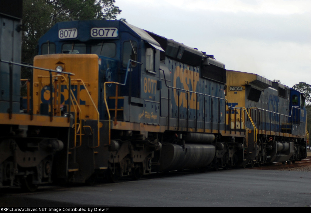 CSXT 8077